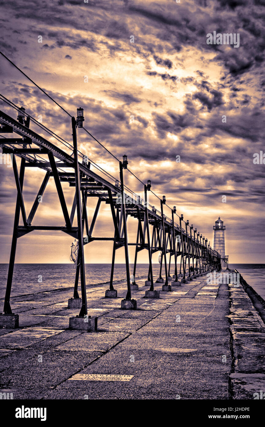 Grand Haven lighthouse and pier, Grand Haven, Michigan Stock Photo - Alamy