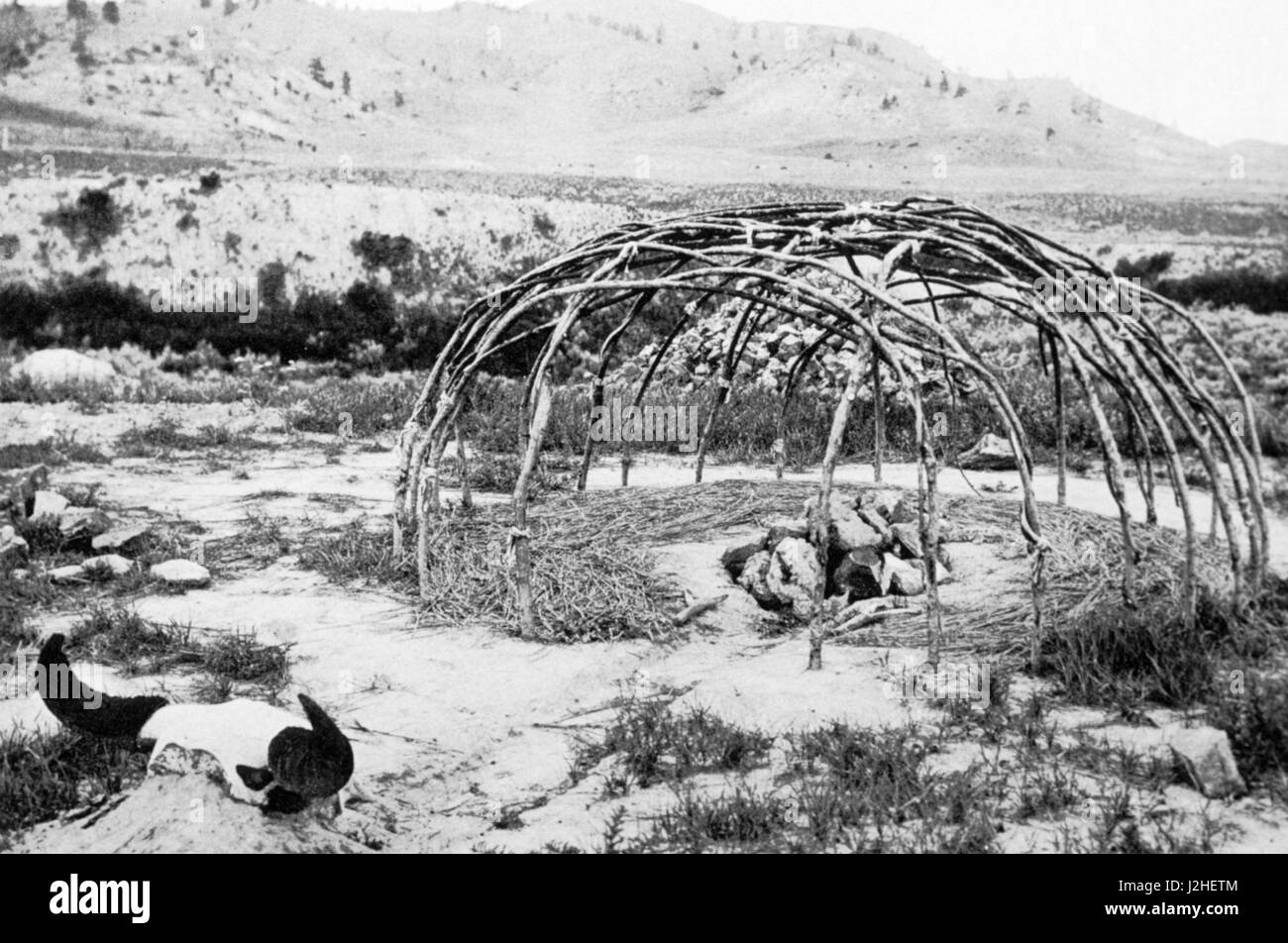 Sweat lodge ceremony Black and White Stock Photos & Images - Alamy