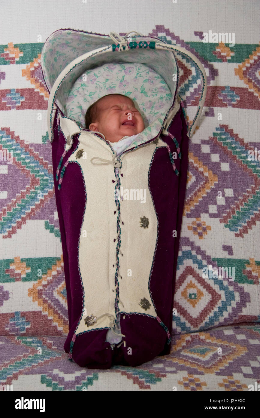 Cradleboard Stock Photos & Cradleboard Stock Images - Alamy