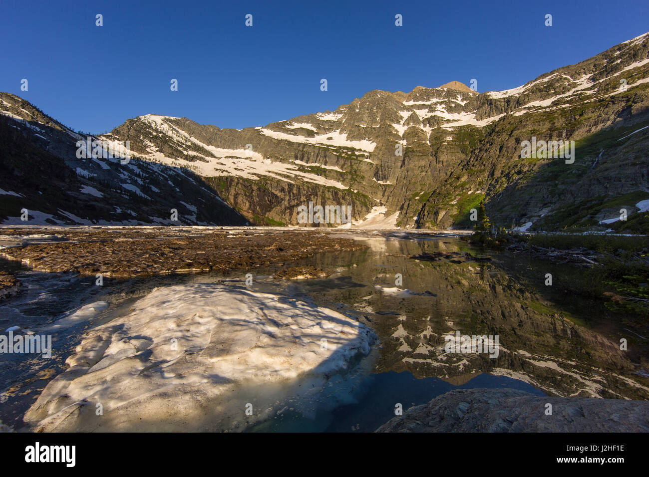 Cabinet mountains hi-res stock photography and images - Alamy