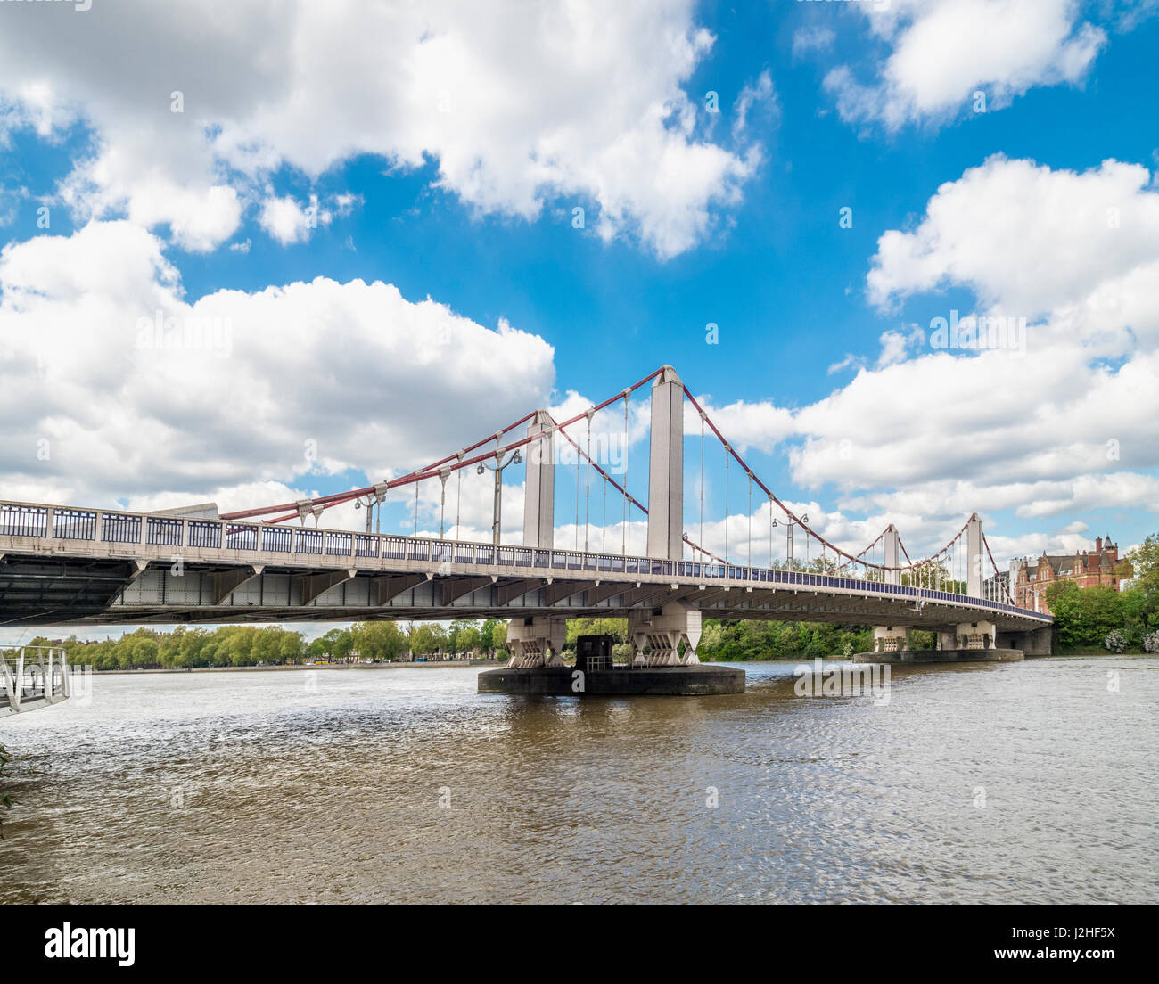 Chelsea Bridge Stock Photos & Chelsea Bridge Stock Images - Alamy