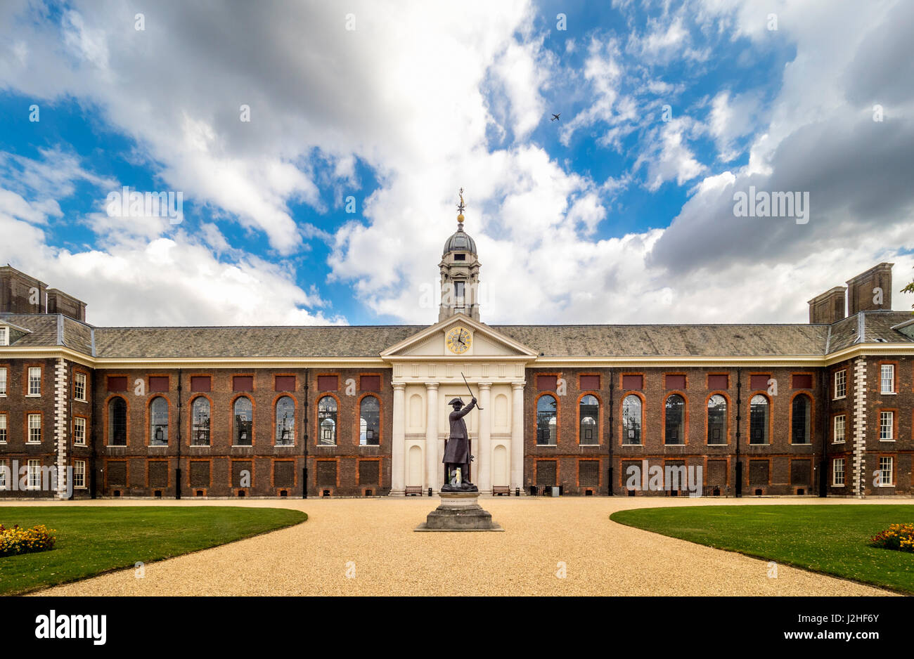Chelsea royal hospital london hi-res stock photography and images - Alamy