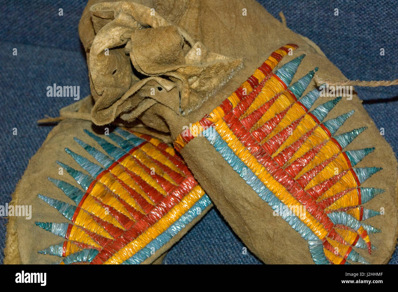 Quillwork hi-res stock photography and images - Alamy