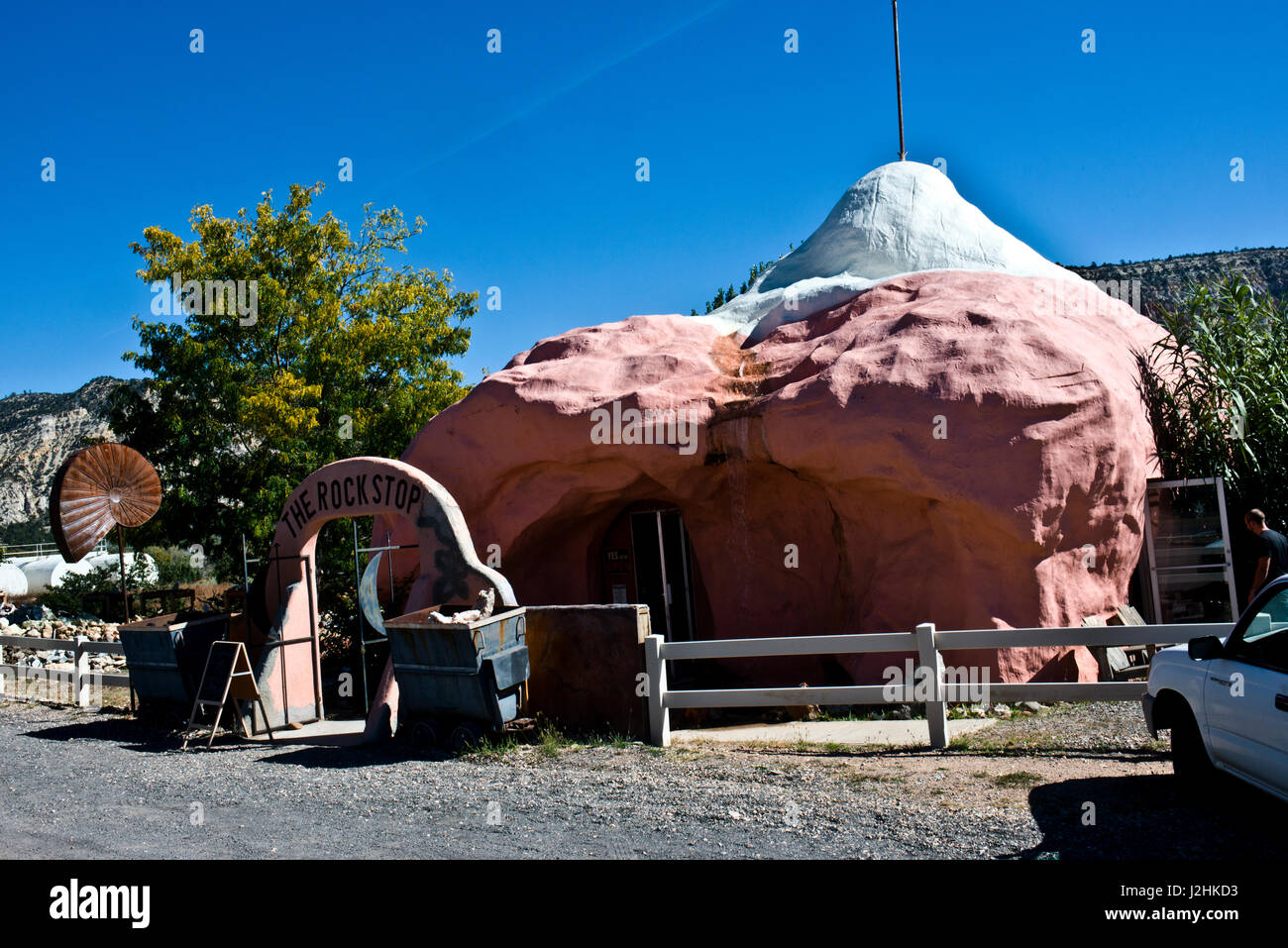 USA, Utah, Long Valley, Orderville, Roadside Rock-shaped shop (Large ...