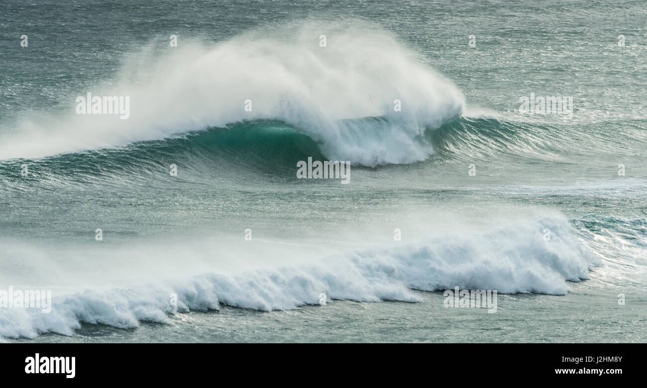 Sea swell hi-res stock photography and images - Alamy