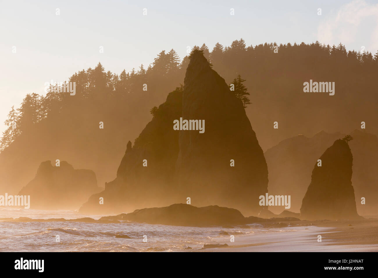 WA, Olympic National Park, Sea stacks at sunset, Rialto beach Stock ...