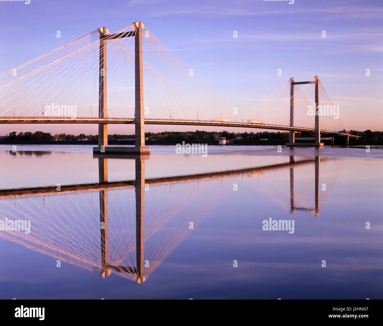 Pasco kennewick bridge hi-res stock photography and images - Alamy