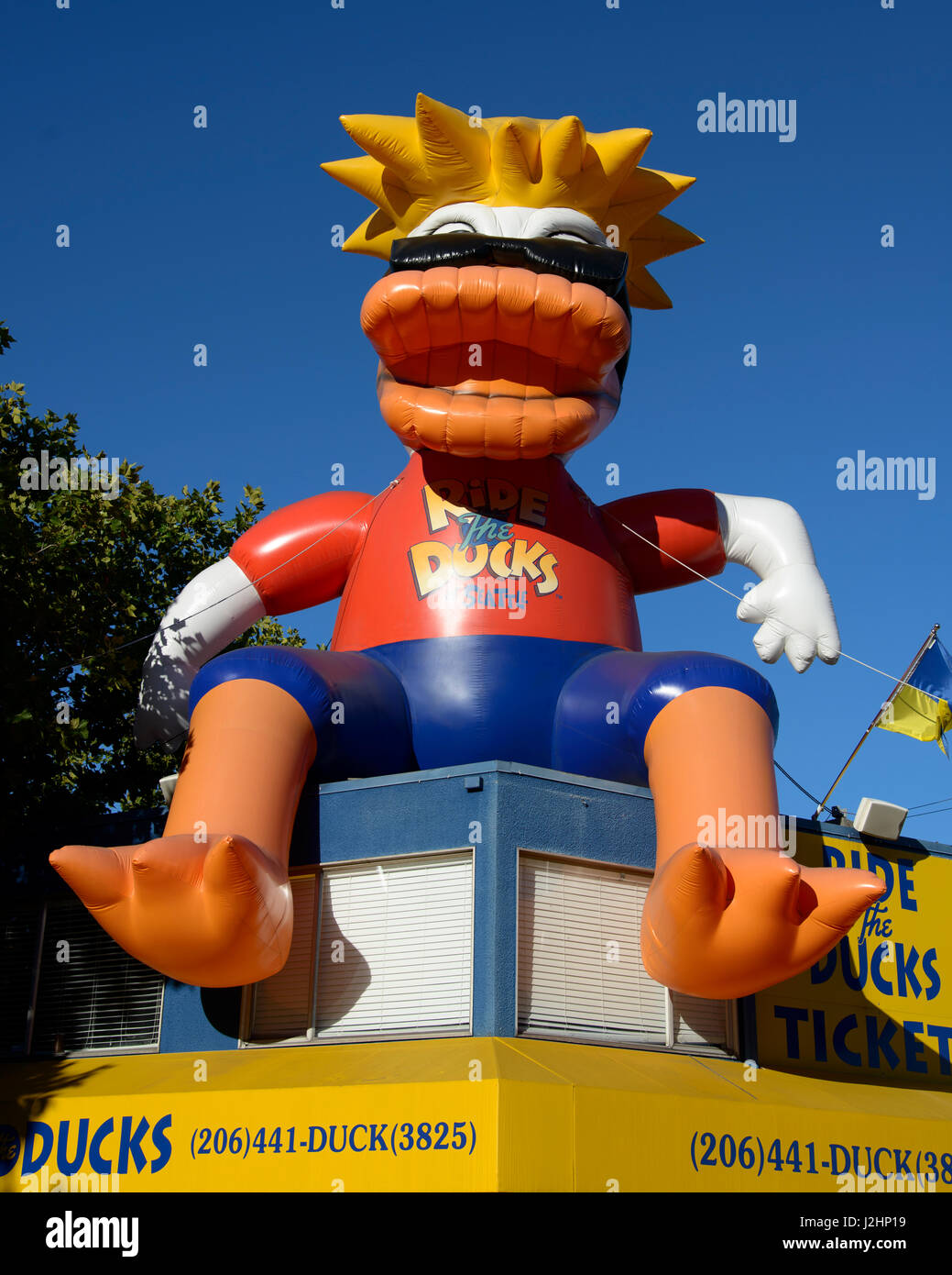 Wa ride ducks giant inflatable duck hi-res stock photography and images ...