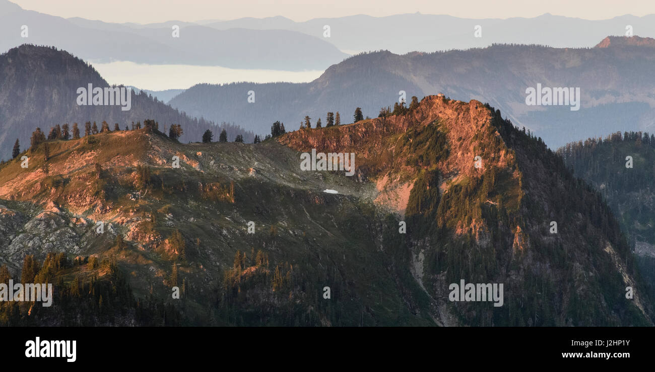 Wa park butte fire lookout hi-res stock photography and images - Alamy