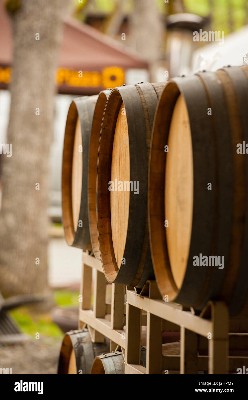 Syncline wine cellars hi-res stock photography and images - Alamy