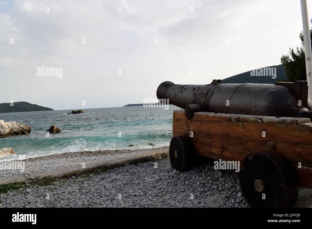 Ancient armory hi-res stock photography and images - Alamy
