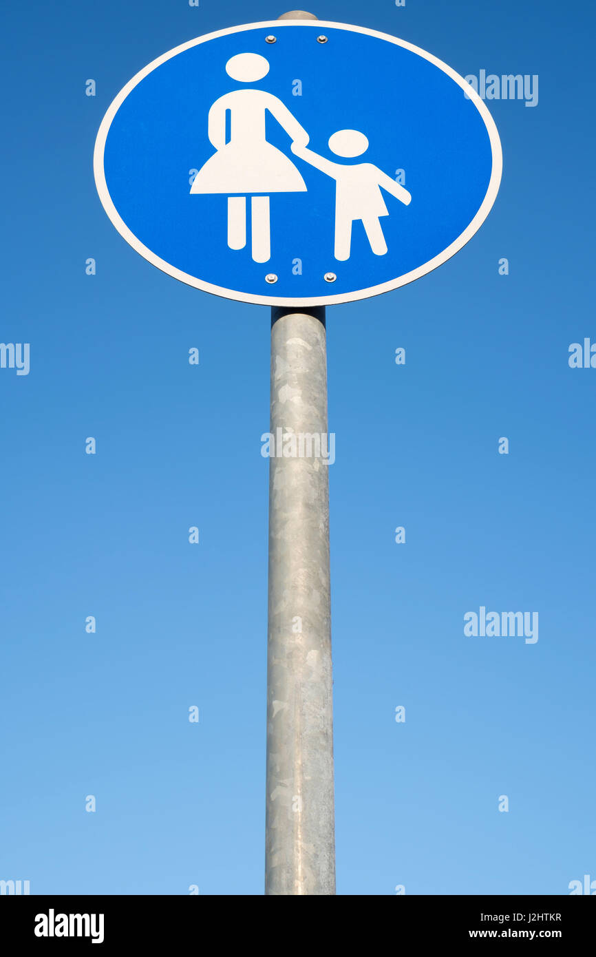 Pedestrian sign germany hi-res stock photography and images - Alamy