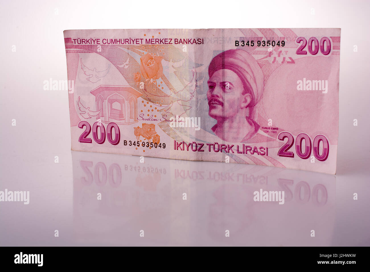Turksh Lira banknotes of 200 Lira on white background Stock Photo - Alamy