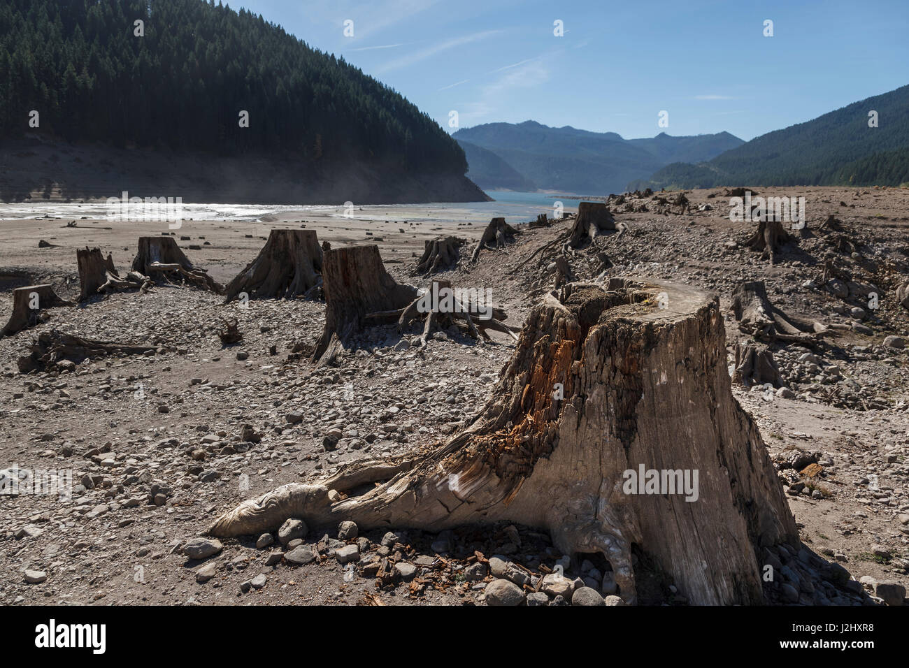 USA, Oregon, Detroit Lake State Recreation Area, Detroit Lake during ...