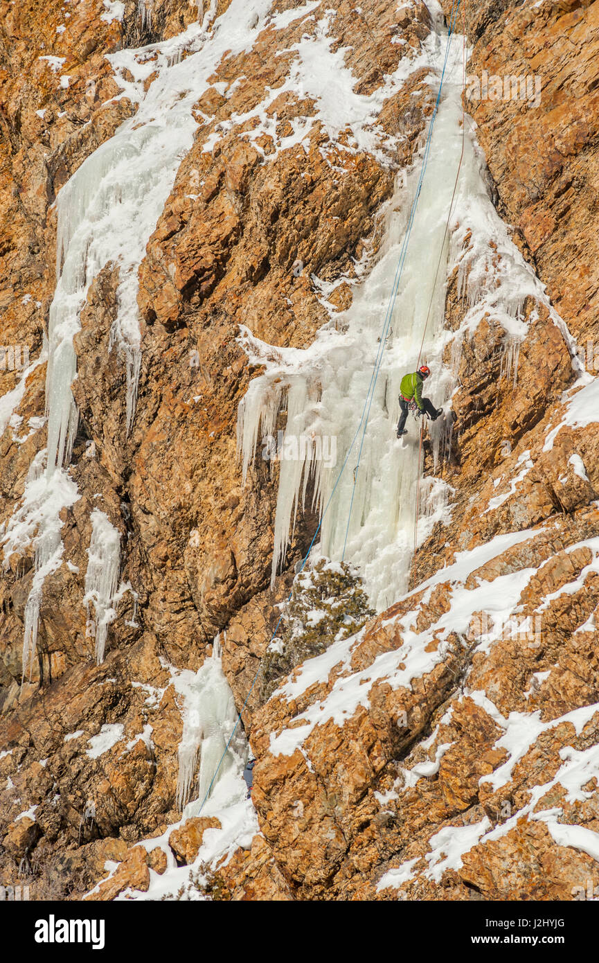 Ice climbers at storm mountain hi-res stock photography and images - Alamy