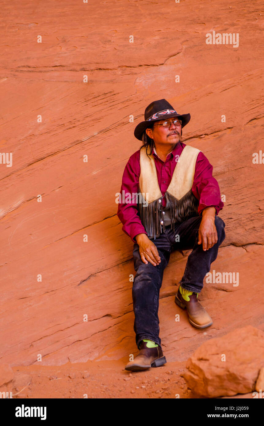 Navajo guide at big hogan cave hi-res stock photography and images - Alamy