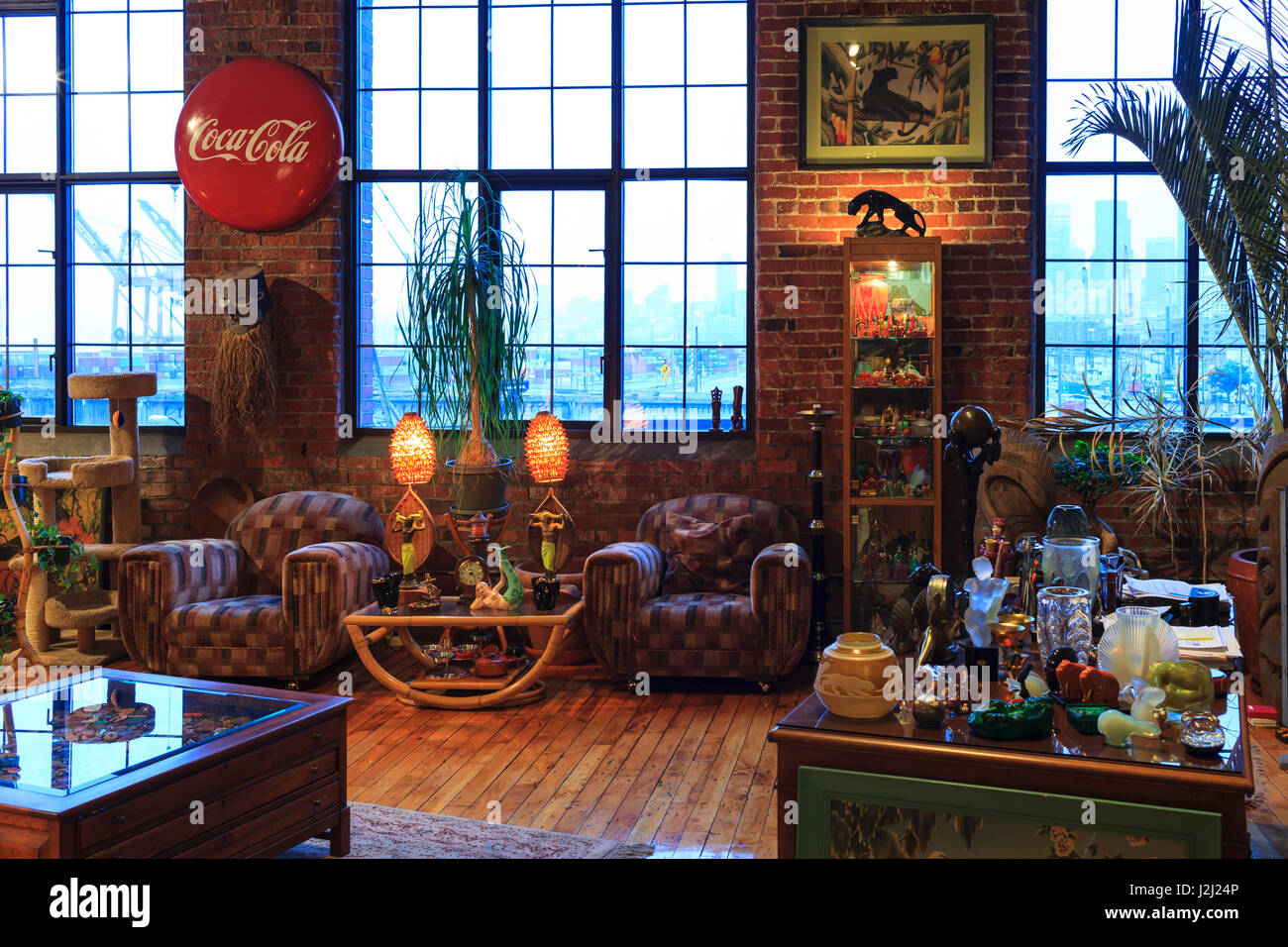 David Huchthausen, glass artist, Bemis Building, Seattle, WA (MR & PR ...