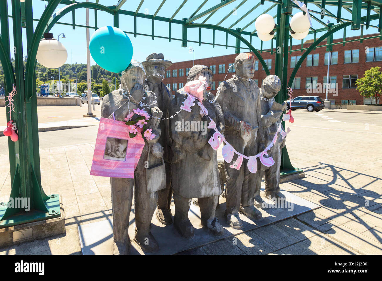 Statues near canal, Fremont neighborhood, Seattle, WA Stock Photo - Alamy