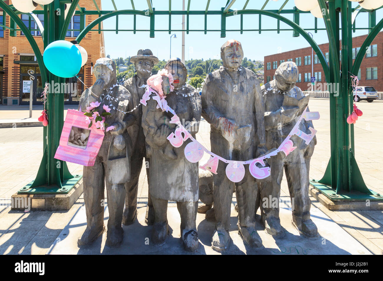 Statues near canal, Fremont neighborhood, Seattle, WA Stock Photo - Alamy