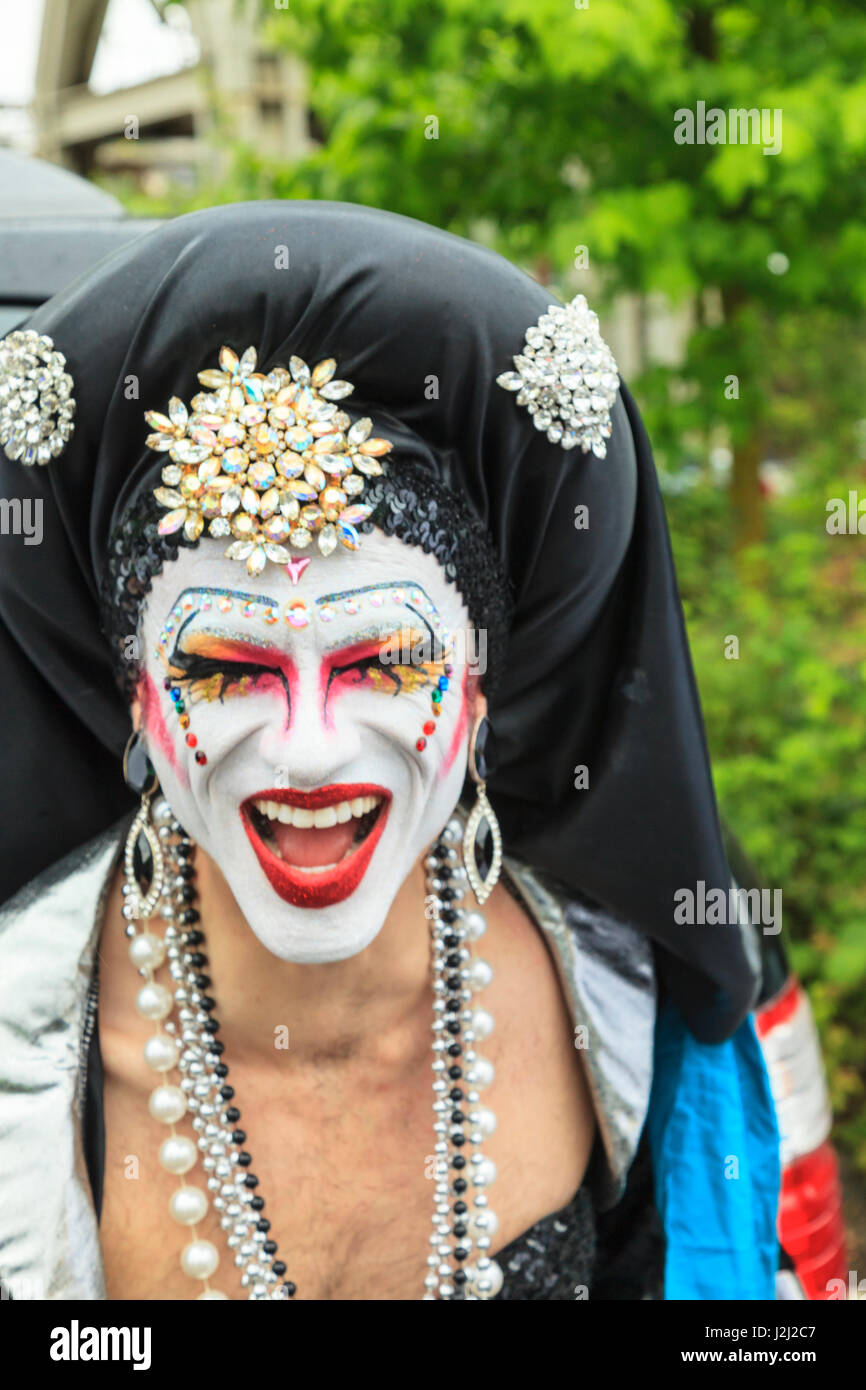 Fremont solstice parade held every june hi-res stock photography and ...