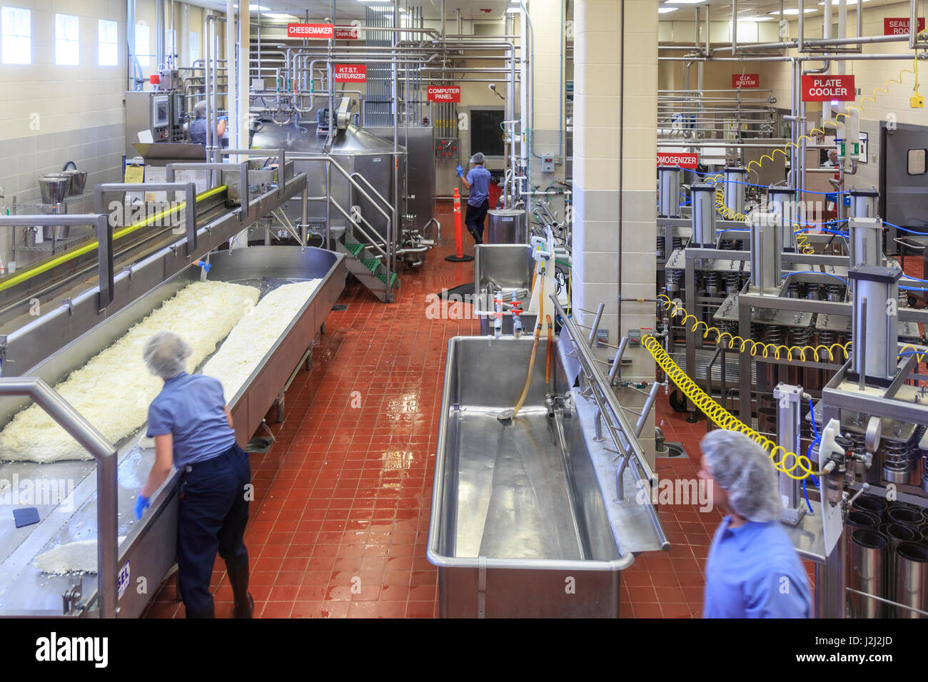 Washington State University Creamery (producer of World Famous Cougar ...