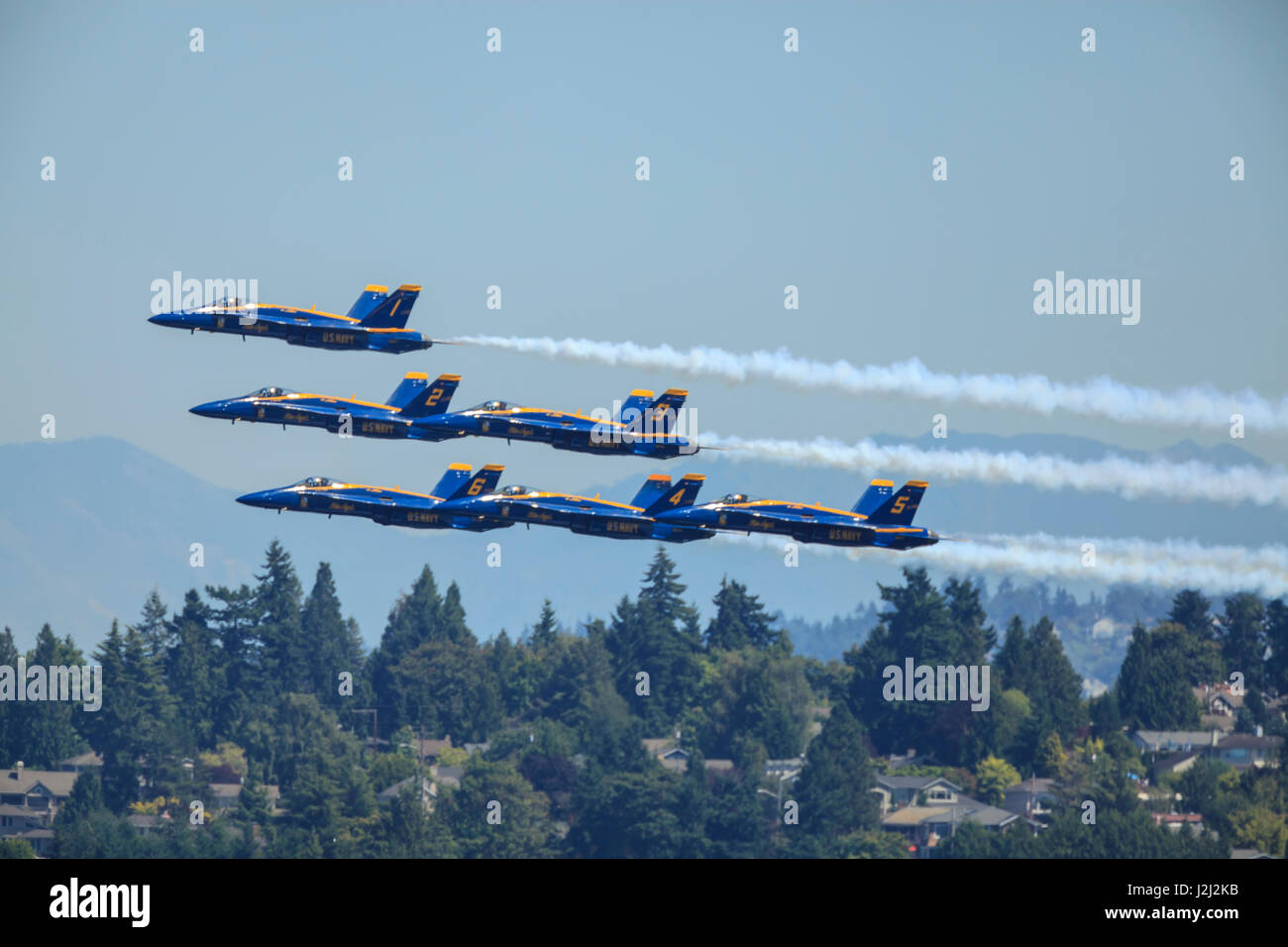 U.S. Naval airshow Blue Angels, Lake Washington, Seafair Celebration ...