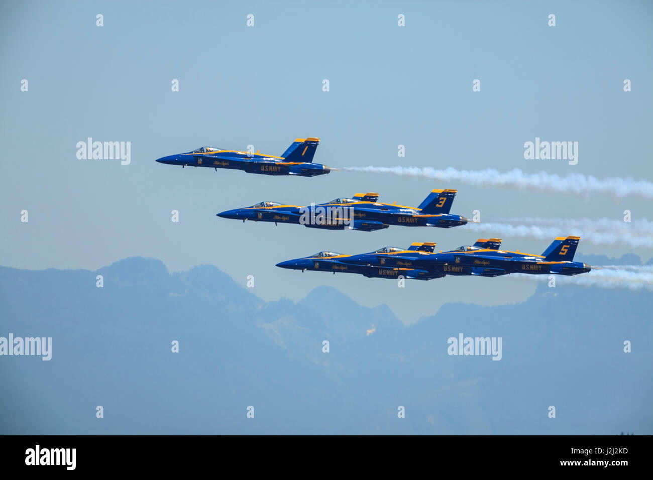 U.S. Naval airshow Blue Angels, Lake Washington, Seafair Celebration ...