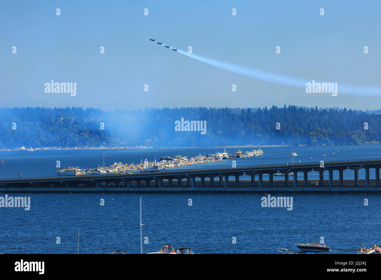U.S. Naval airshow Blue Angels, Lake Washington, Seafair Celebration ...