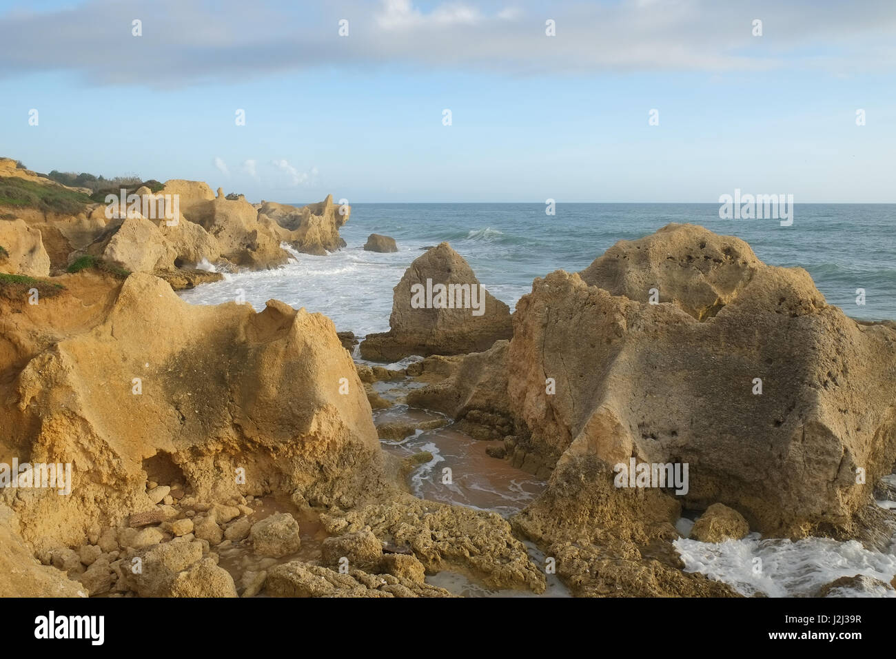 Chiringuitos beach (Gale beach) scenery in Albufeira. Algarve, Portugal ...