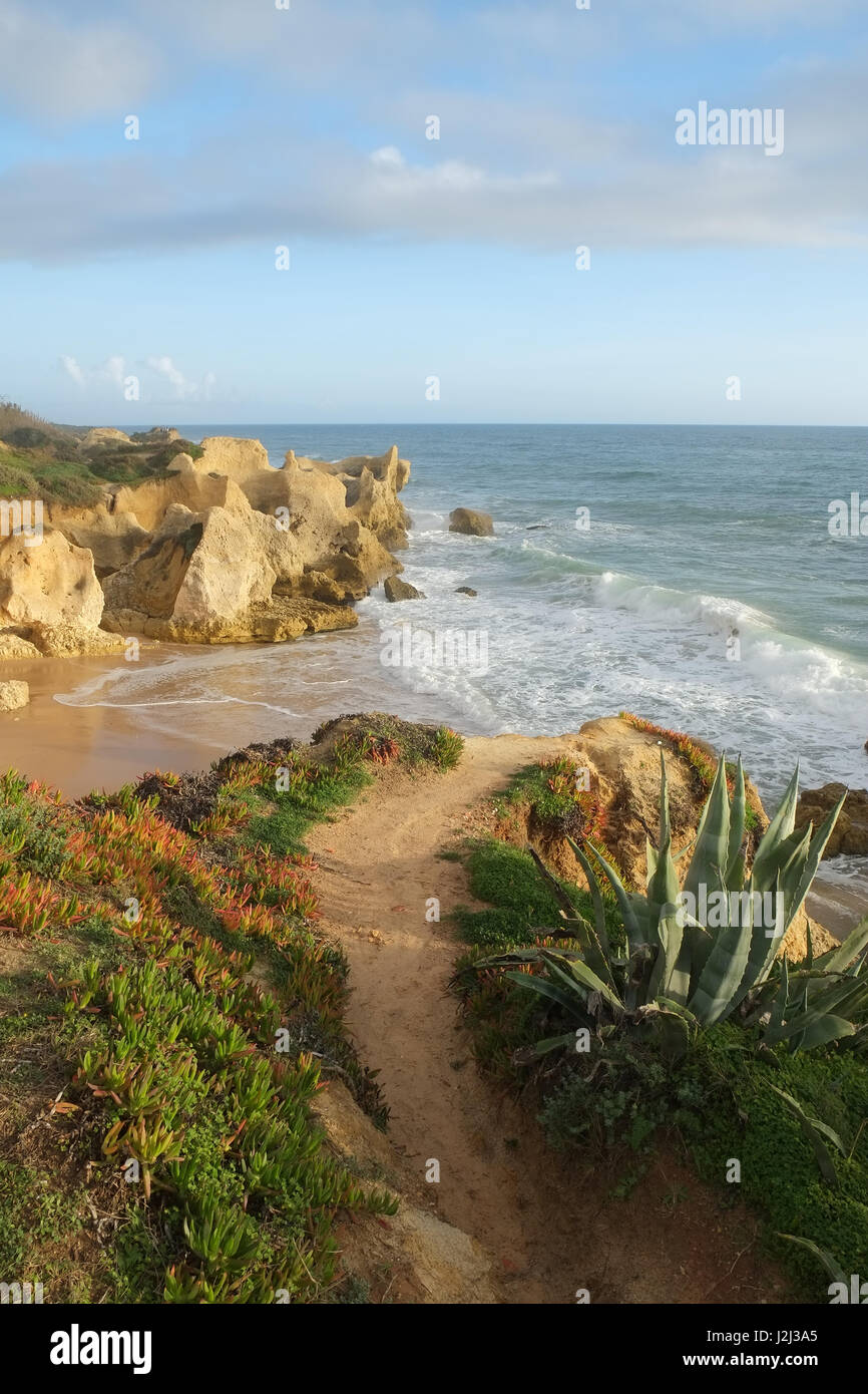 Chiringuitos beach (Gale beach) scenery in Albufeira. Algarve, Portugal ...