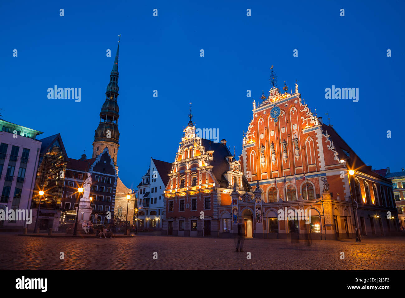 Statue of saint roland hi-res stock photography and images - Alamy