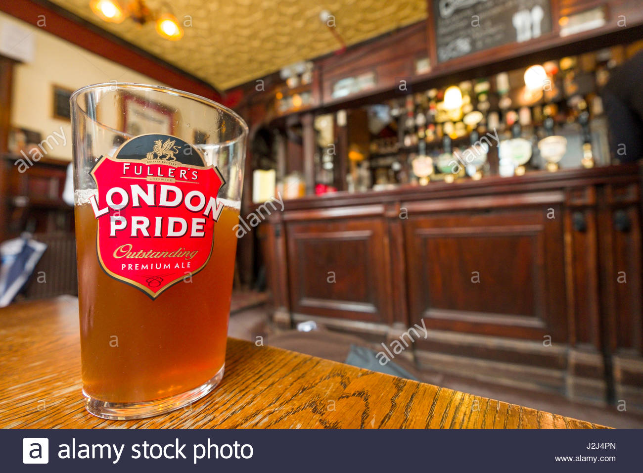 Fullers London Pride High Resolution Stock Photography and Images - Alamy