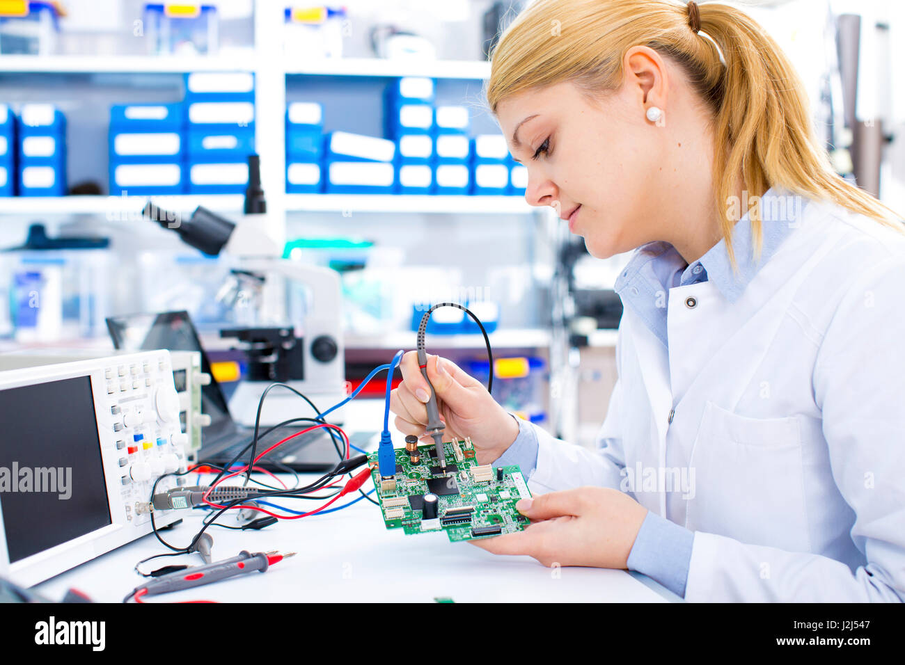 Soldering circuit board hi-res stock photography and images - Alamy