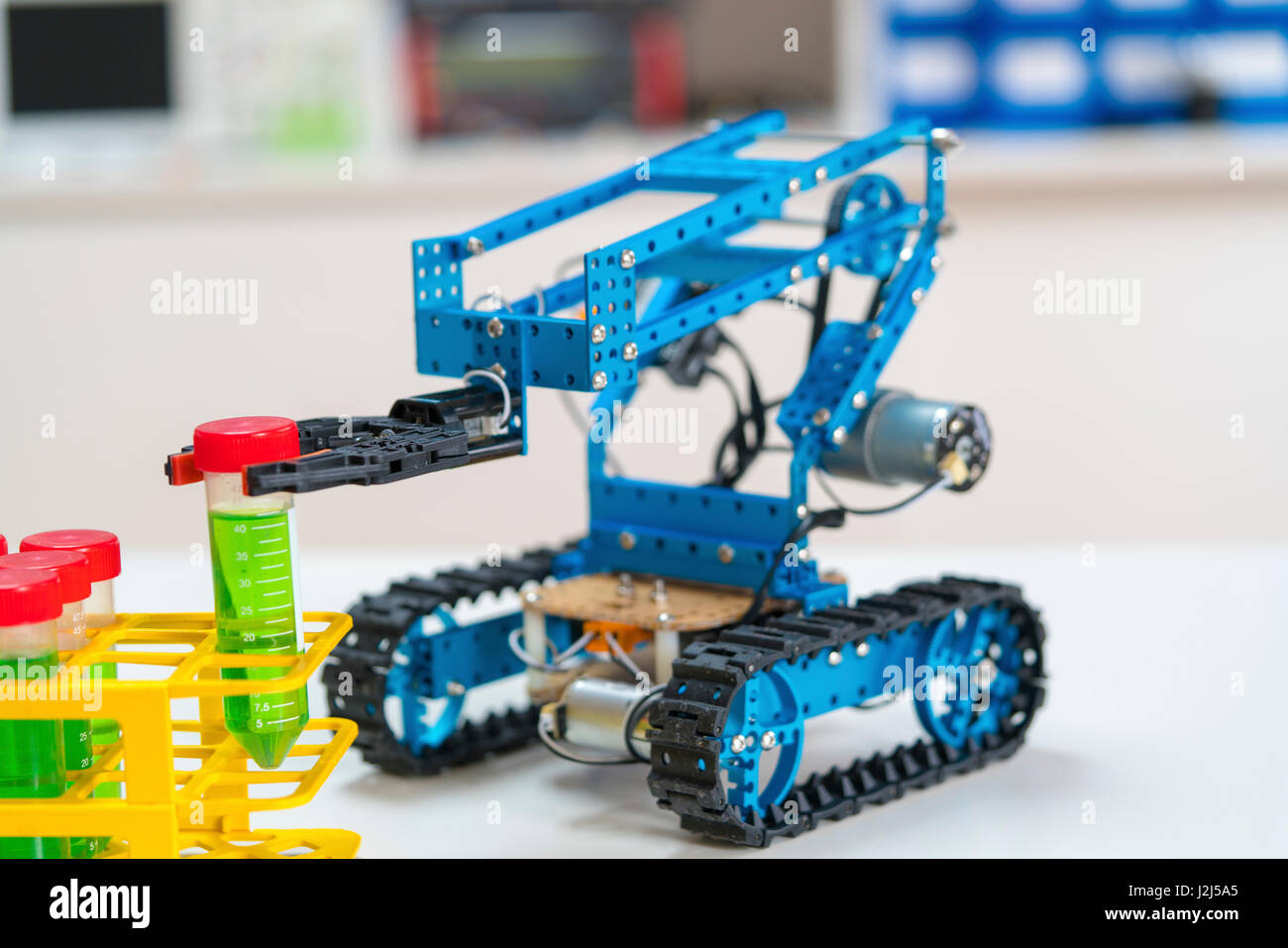 Robotic arm test tube hi-res stock photography and images - Alamy