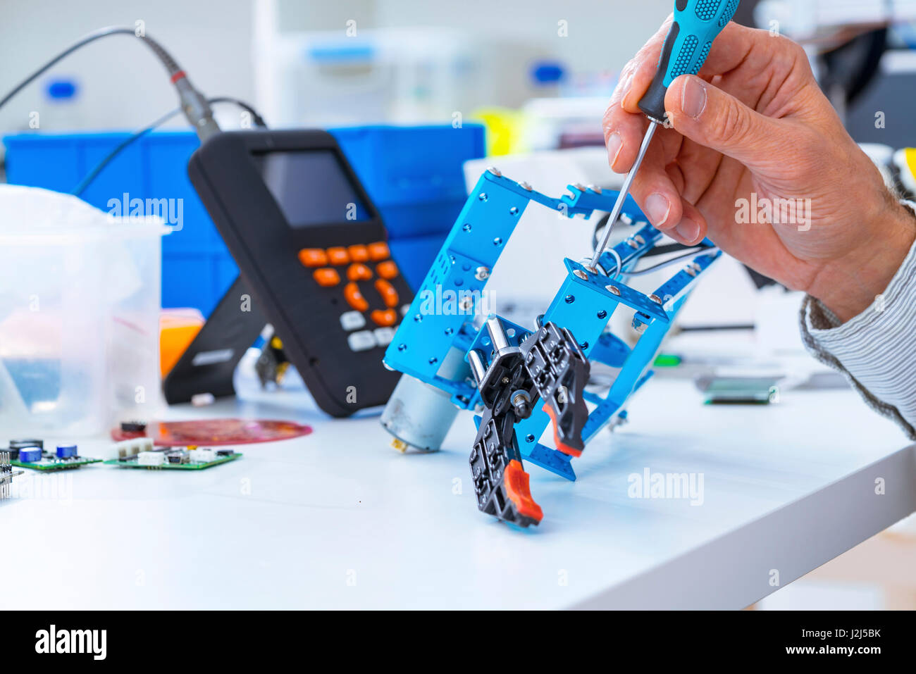 Robotics parts hi-res stock photography and images - Alamy