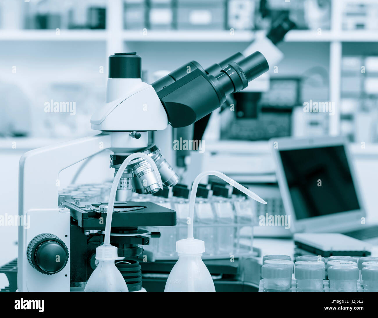 Scientific equipment hi-res stock photography and images - Alamy