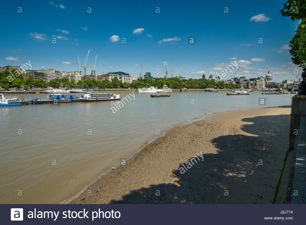 Lambeth Walk London High Resolution Stock Photography and Images - Alamy