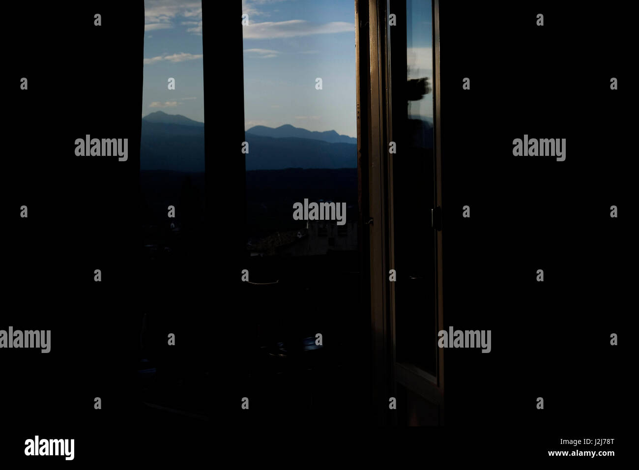 Open window night hi-res stock photography and images - Alamy