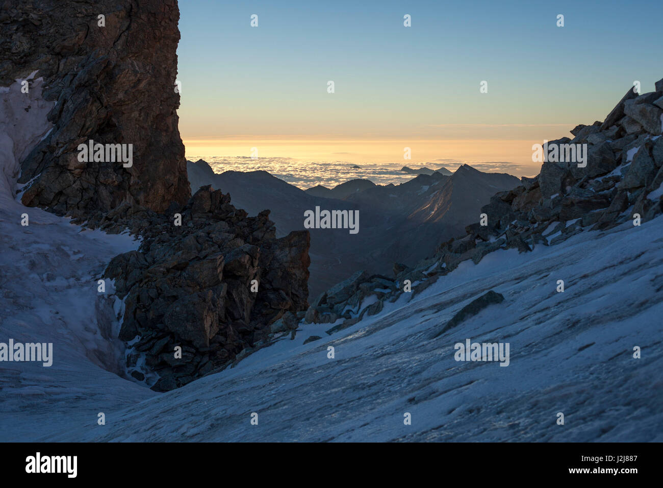 Glacier, sea of fog, joy, rock, silence, silence, balanced, destination ...