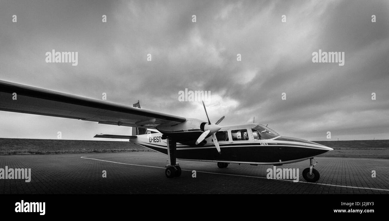 Airplane Britten-Norman-Islander of the island planes in Harle to ...