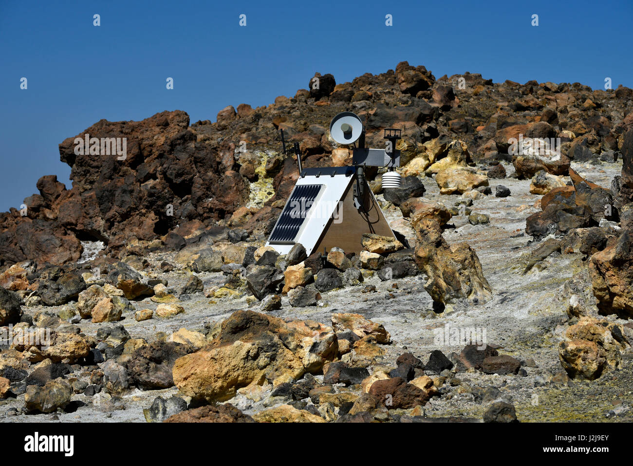 Volcano measuring hi-res stock photography and images - Alamy
