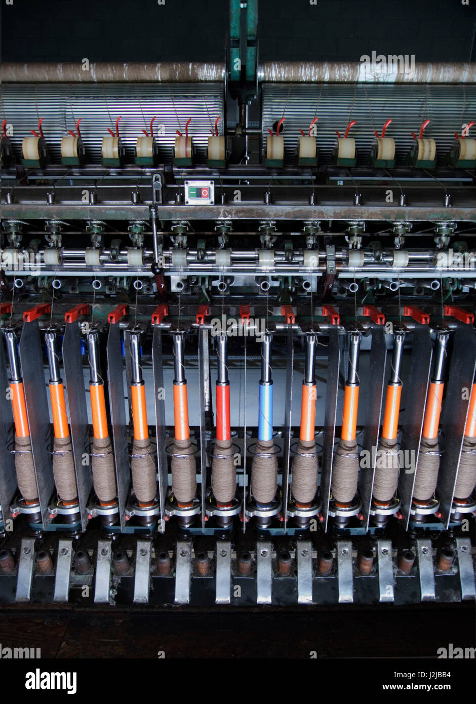 Fiber spinning machine hi-res stock photography and images - Alamy