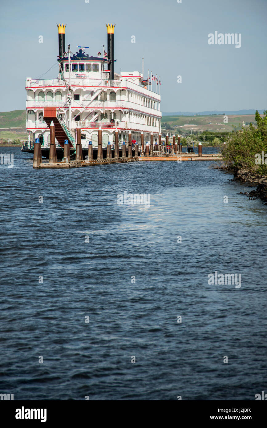 USA, Washington, Clarkston, Columbia River Basin, Snake River and ...