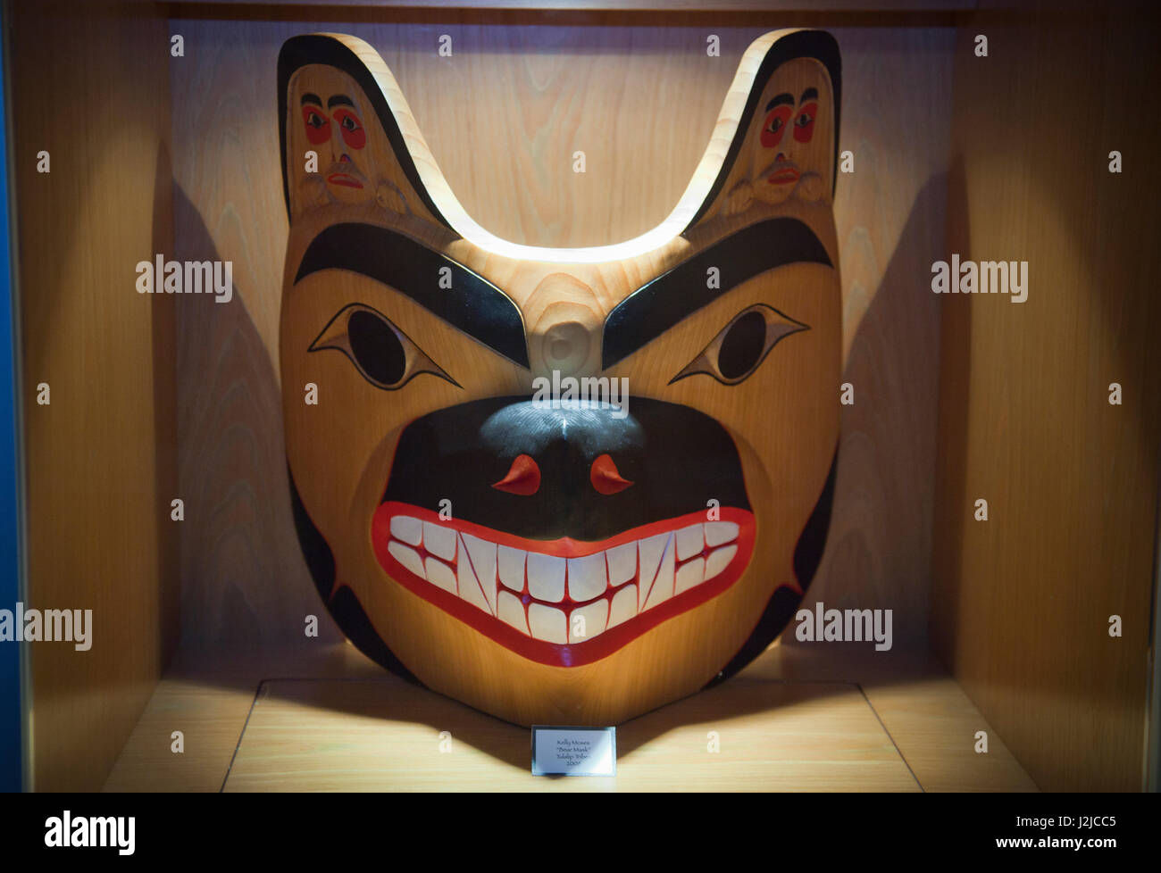 Pacific northwest indian dance hi-res stock photography and images - Alamy