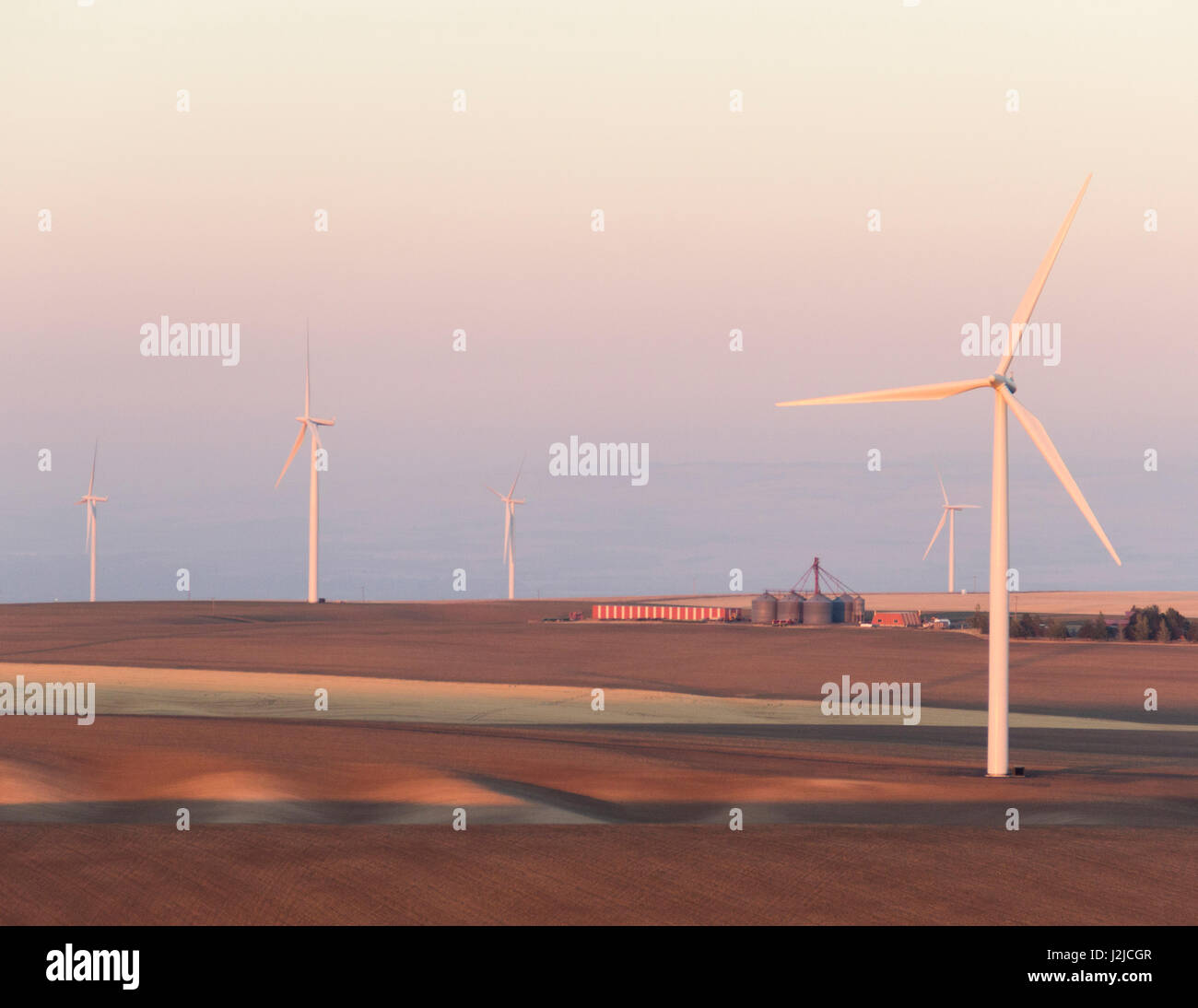 County field wind turbine sunset hi-res stock photography and images ...