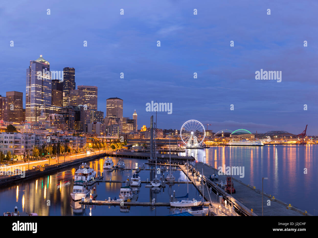 USA, Washington, Seattle. Night time skyline from Pier 66. (Large ...