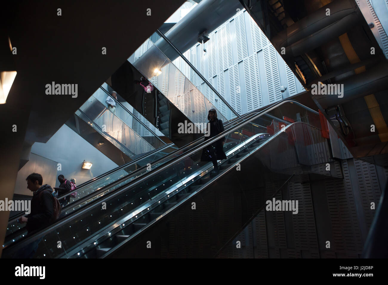 Stazione centrale napoli hi-res stock photography and images - Alamy