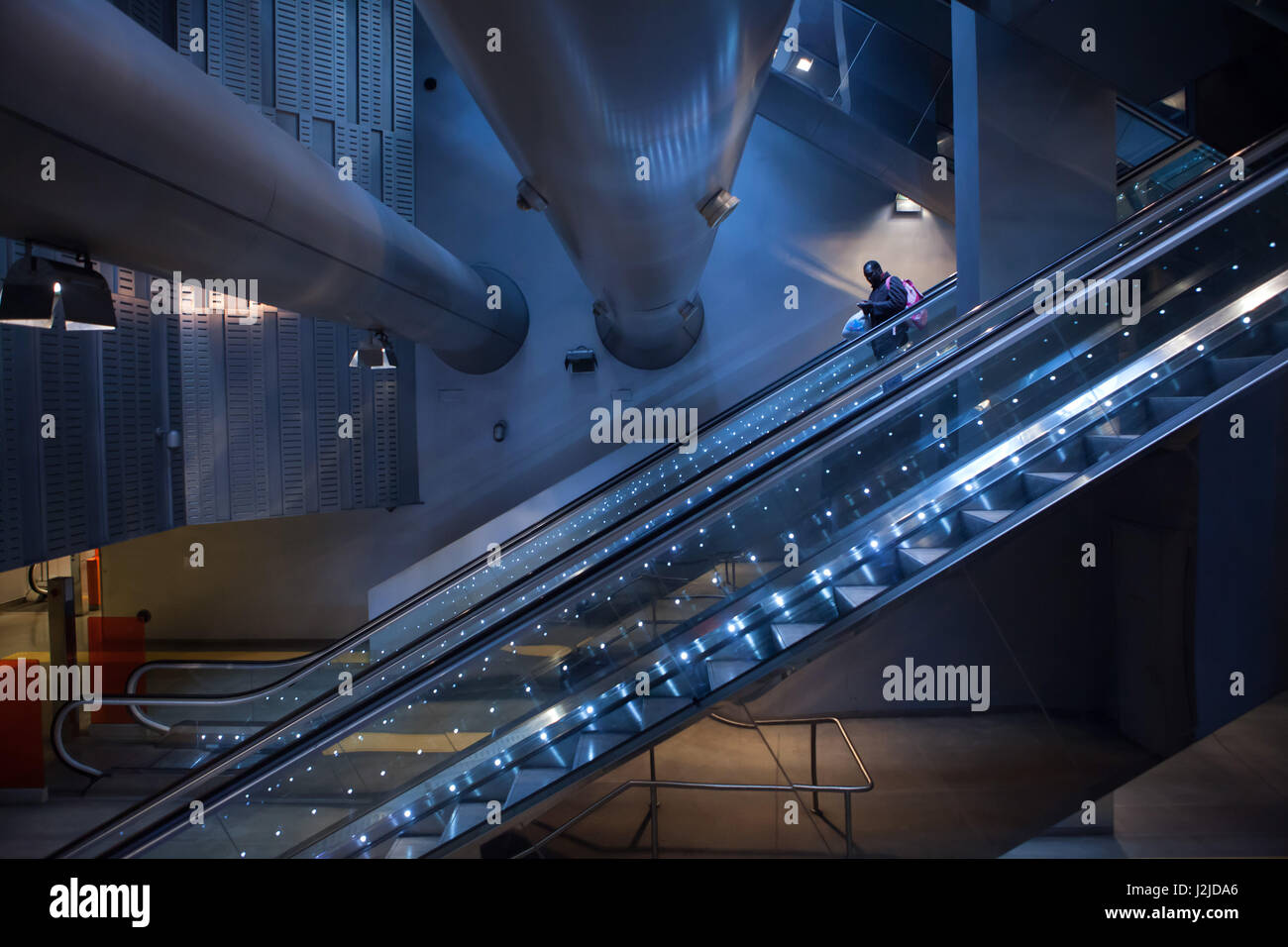 Stazione garibaldi hi-res stock photography and images - Alamy