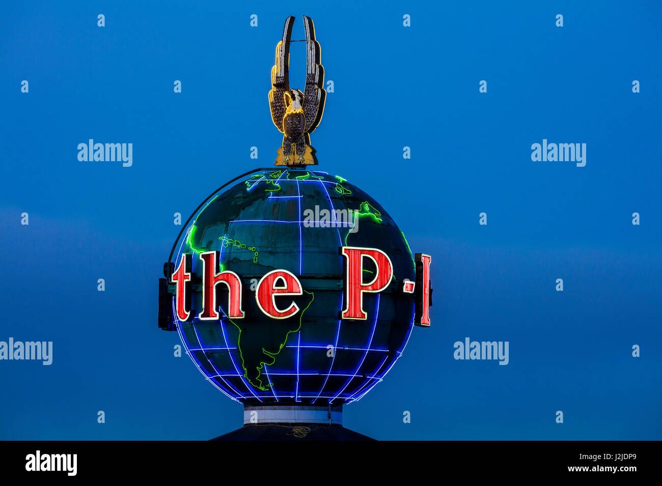 The Seattle Post Intelligencer Globe atop building in Seattle ...