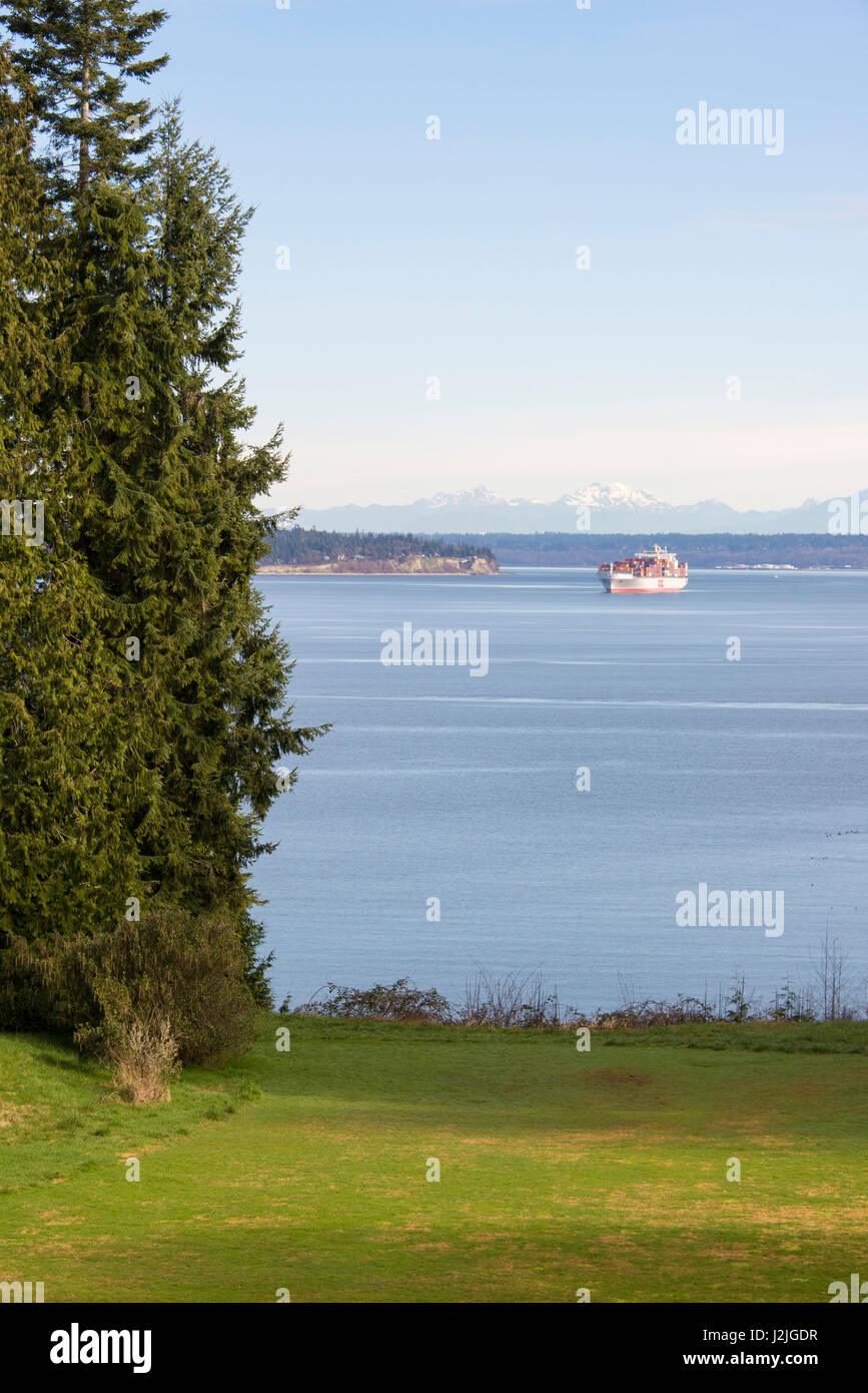 Port of kingston container hi-res stock photography and images - Alamy